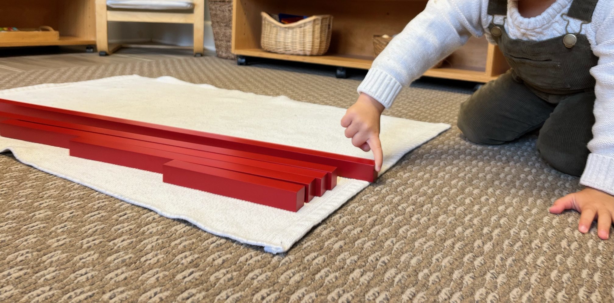 The Red Rods - Montessori Daoshi